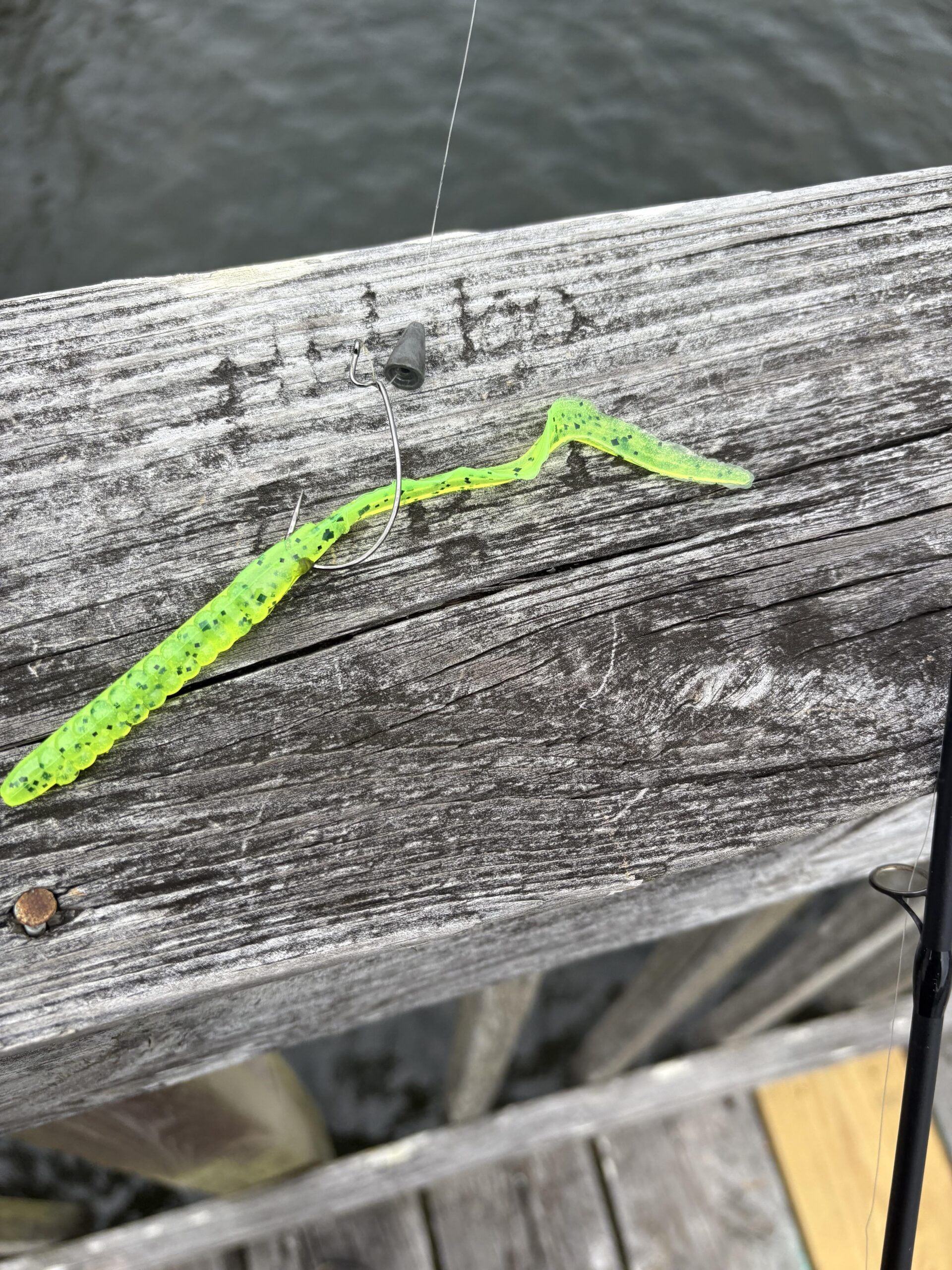 I’ve been fishing for about 3 hours using this wacky rig but no bites ...